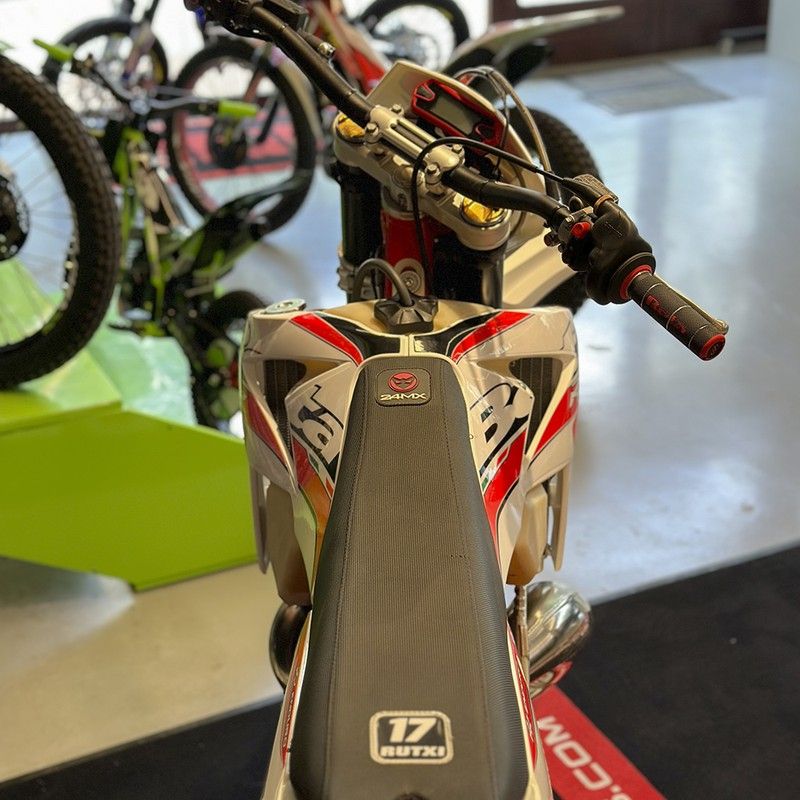 Beta RR 300 2018 — Non Stop Bikes